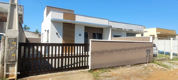 Casa Na Praia Com Suíte - Barra Velha