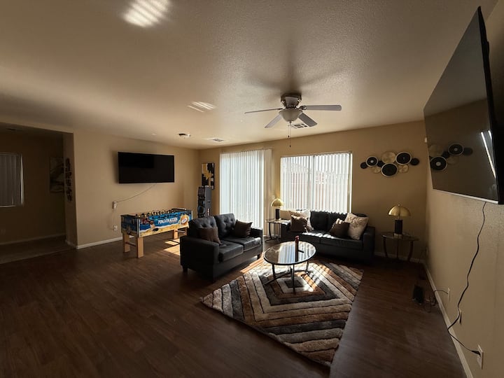 Quiet Cozy & Comfortable - North Las Vegas, NV