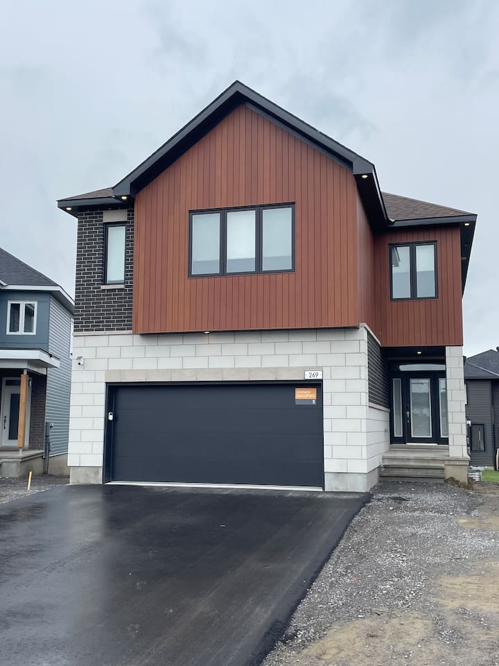 Newly Built Cozy 2 Bedroom Unit - Ottawa