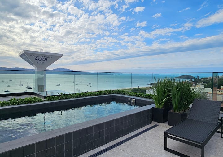 Loft Duplex Vista Praia Canajurê, Florianópolis - Brasil