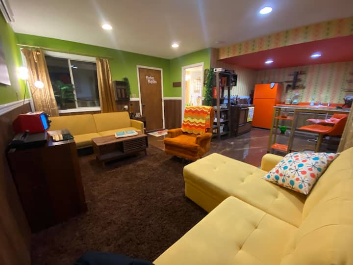 A 60-70s Mcm Time Machine Trip At The Junkyard! - Enumclaw, WA