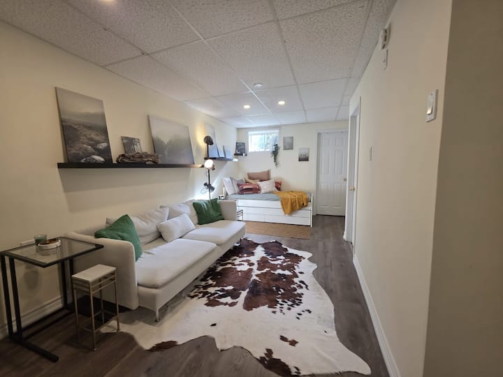 The Greenwood Haven – Relax, Unwind, Recharge - 密西沙加