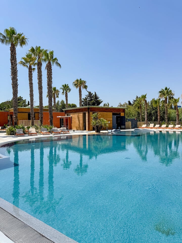 Mobile Home Dans Un Parc Arboré - Sainte-Marie