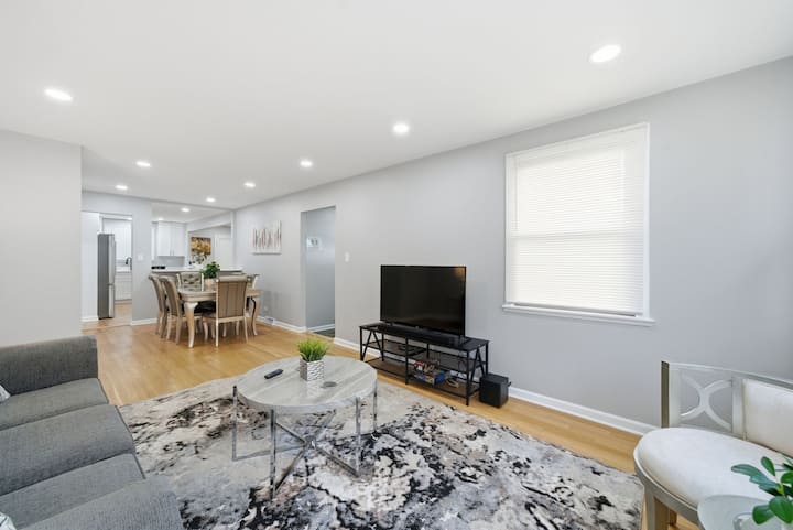 Crestwood Rental - Worth, IL