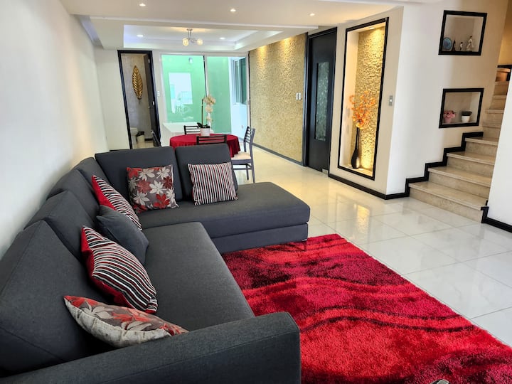 15. Amplia Y Hermosa Casa Con Roof Garden. - Puebla