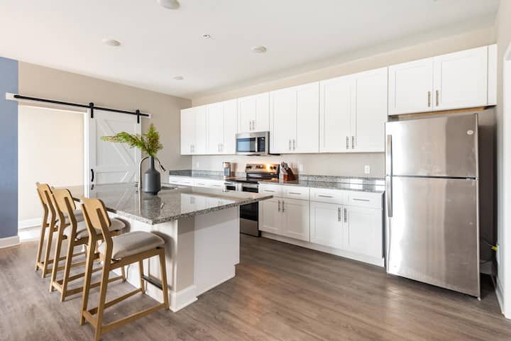 Landing | Beautiful 2bd, Yoga Studio, Pool - 奧卡拉