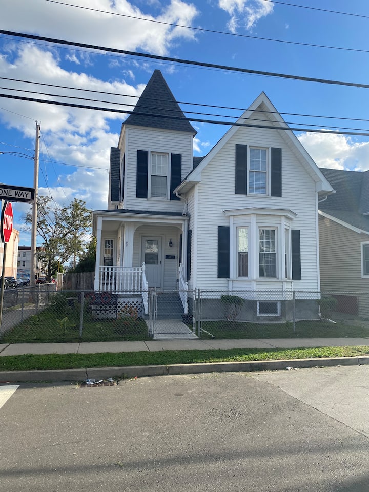 House By Seaside Park - Bridgeport, CT
