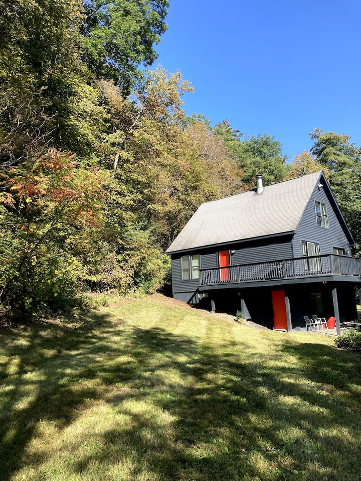 Retreat To The Trees - Hudson, NY