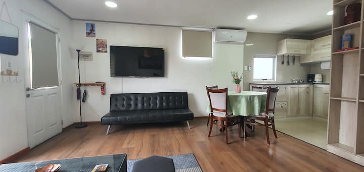 Casa Independiente En Segundo Piso - Vitacura