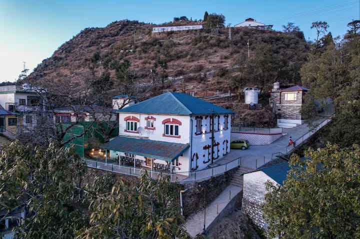 Oakwood Cottage - Entire First Floor - Mussoorie