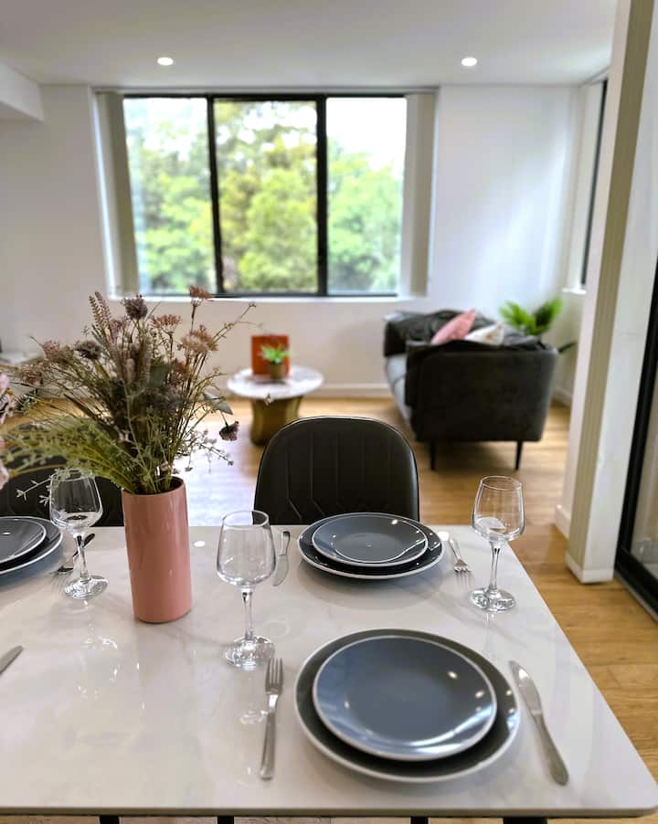 A Hidden Gem Of Calm Near Top Ryde - Ryde