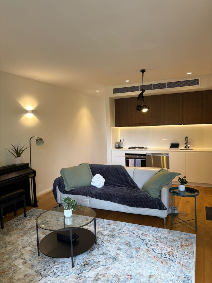 Modern Kensington Escape – Close To Everything - Randwick