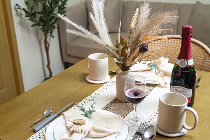 Cs01 2br - Unpack & Unwind In The City - Davao City