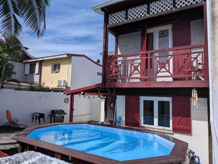 Maison Piscine Confort - Saint-Pierre