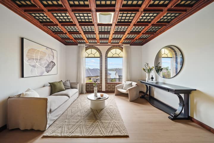 Modern 4-bedroom Retreat – 4br Home With Parking - Cronulla