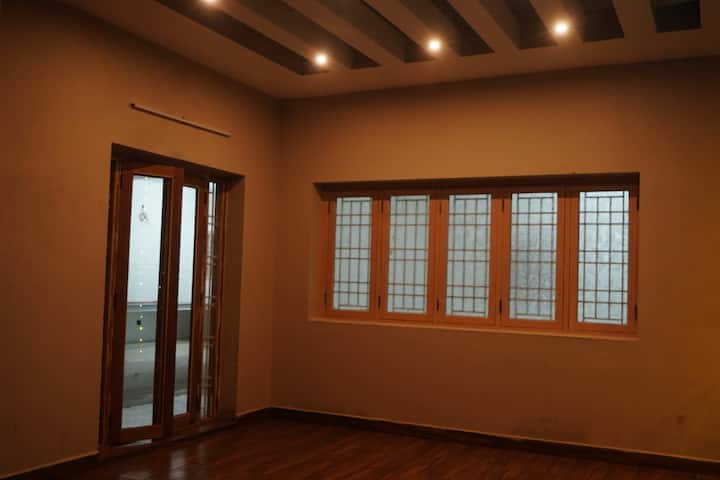 Spacious &Beautiful House Near Ambattur, Korattur - Chennai