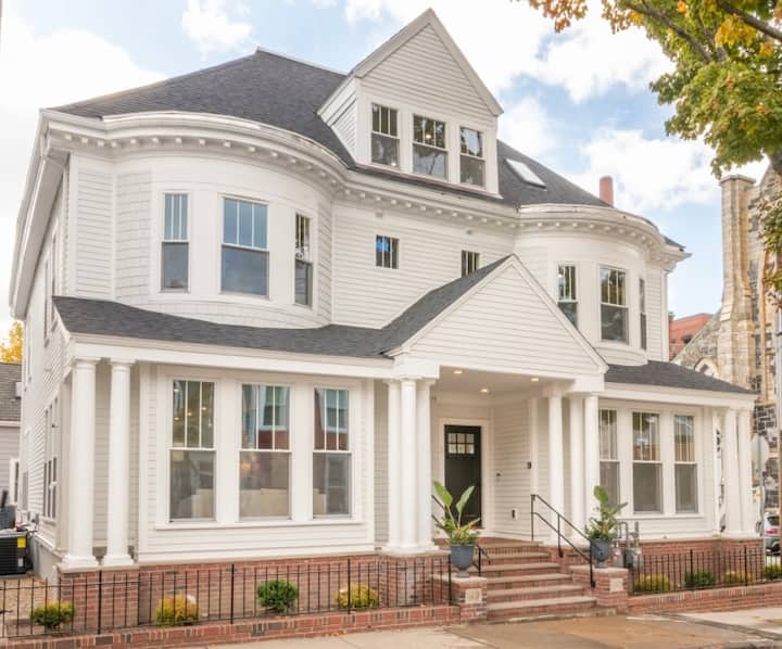 Boston-harvard Mansion| Huge Gameroom & Spa Bath - Cambridge, MA