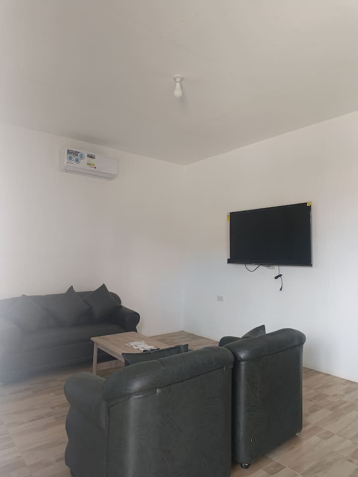 House #5
Houses With Pool, Jacuzzi
And Restobar. - Bantayan