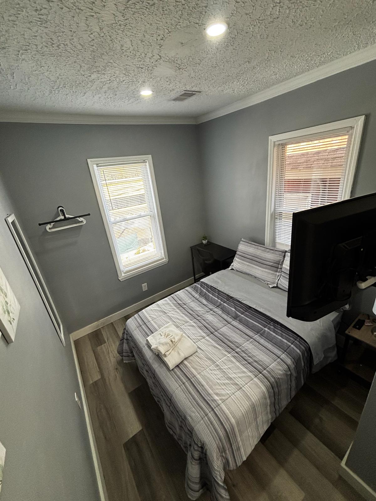 Lovely Room Near NYC C1 | Near NYC, EWR & Mall - Apartments for Rent in ...