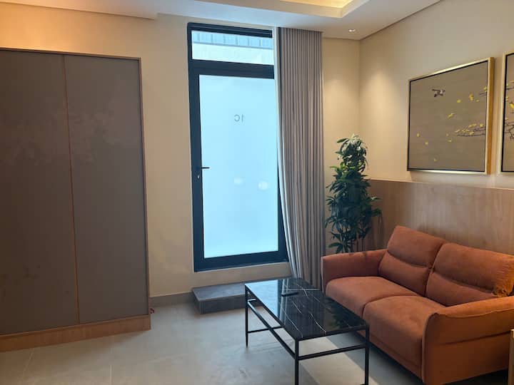 1c/ Cozy Hotel-style Room In The Heart Of Riyadh - Saudi Arabia