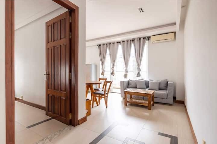 Spacious Sanctuary Apartment Russian Market - Phnom Penh