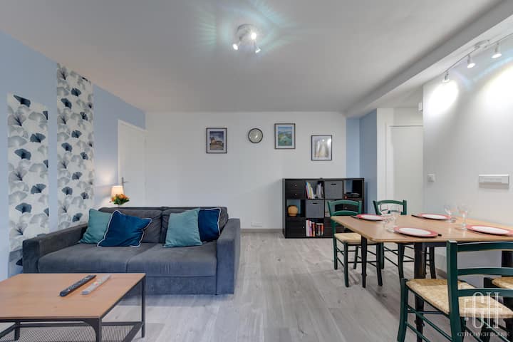 Appartement Hyper Centre Avec Parking / 2v/ Balcon - Tours