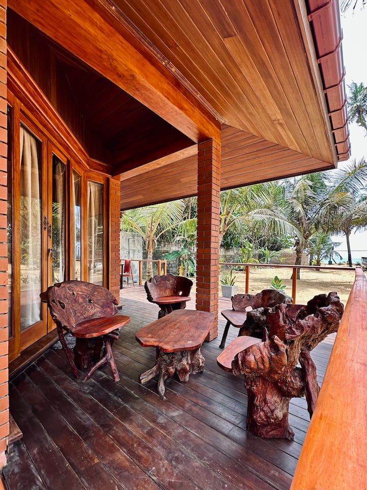 Sea Breeze Cottage - Sri Lanka