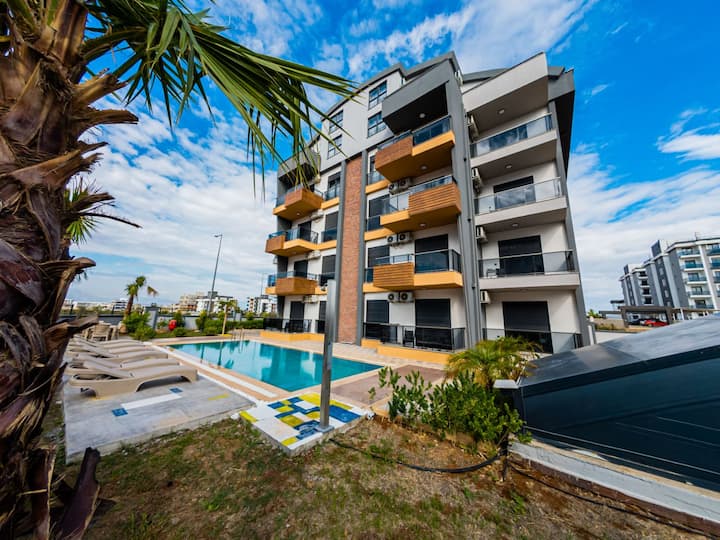 Dorado Suit 2 Single Beds ,Pool View With Balcony - Aksu