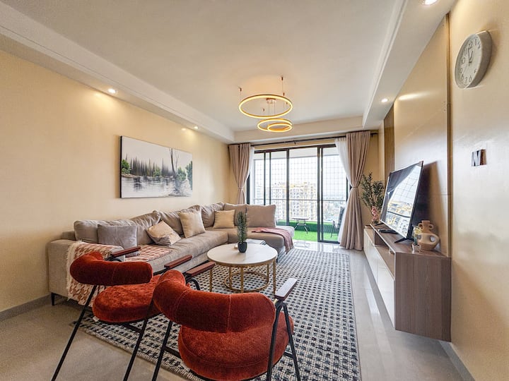 Luxury 3 Br Near Yaya Kilimani | Pool, Gym, Wi-fi - Nairobi