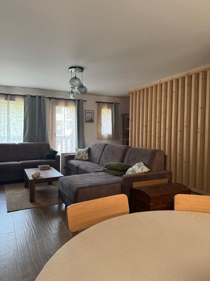 Chalet Berg 100m2, 150 M Des Pistes - Ceillac