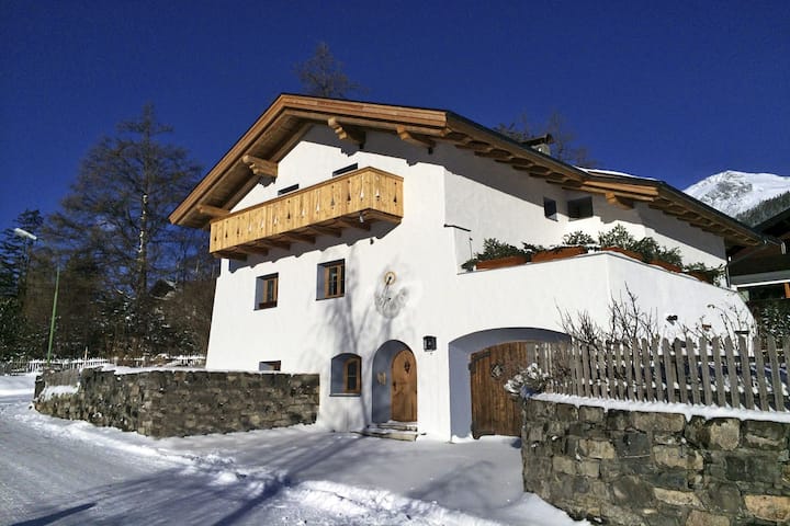 Spacious And Elegant Chalet - St Anton am Arlberg