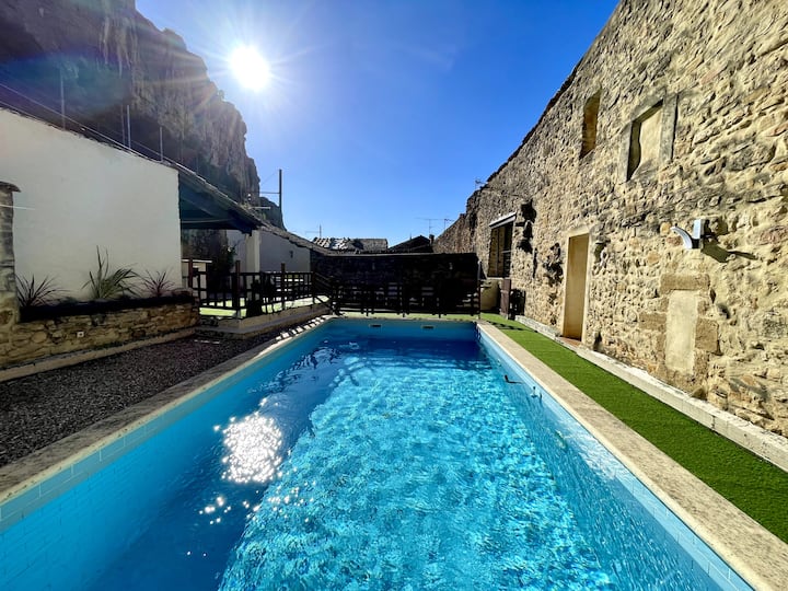 Charmant Appartement & Sa Piscine Privée - Mornas