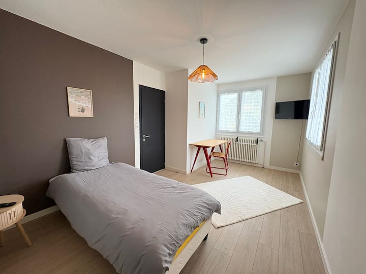 #C6 – Chambre Calme à 15 Min Du Puy Du Fou - Les Epesses