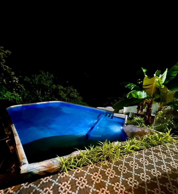 Sky Deck Villa – Tiny Villa With A View -