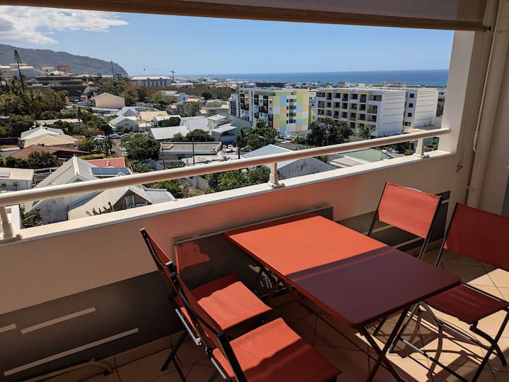 Appartement éQuipé Avec Vue Panoramique - Saint-Denis, La Réunion