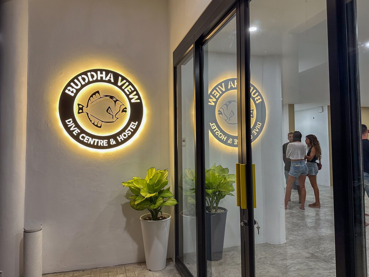 Dormitório privado de 4 camas | Buddha View Hostel - Airbnb