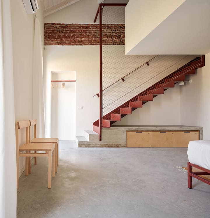 Large Family Room With 7 Beds – Gabanon Hostel - Casale Monferrato