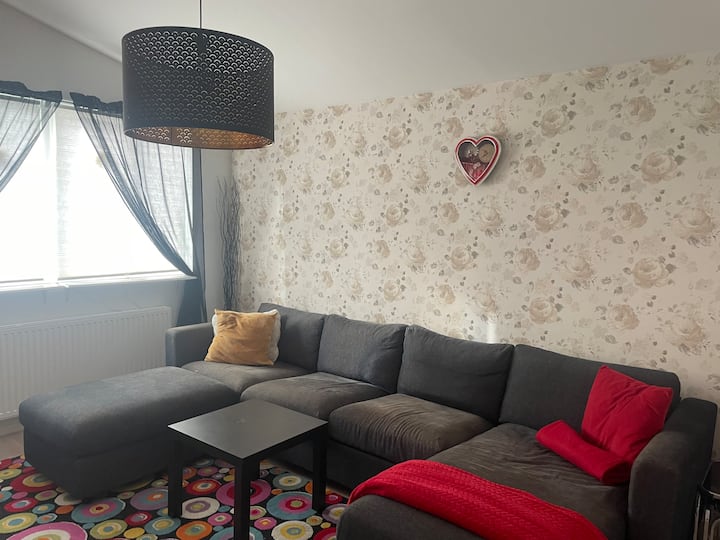 Lugnt Och Fint Område Skog , Villa Område . - Lerum