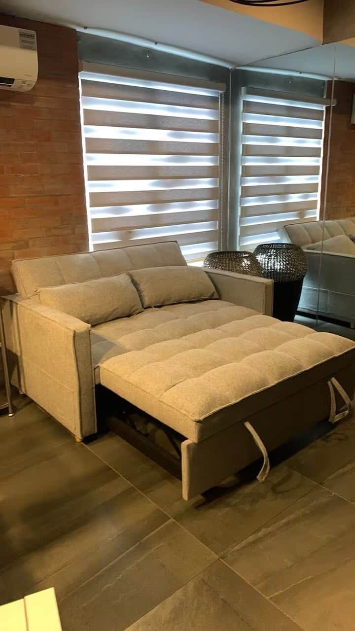 Industrial 2br Loft | Prime 5th Ave Bgc W/ Netflix - Taguig