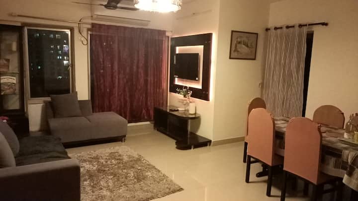 Entire 2.5 Bhk By Mayflower Abode, Thane - Thane