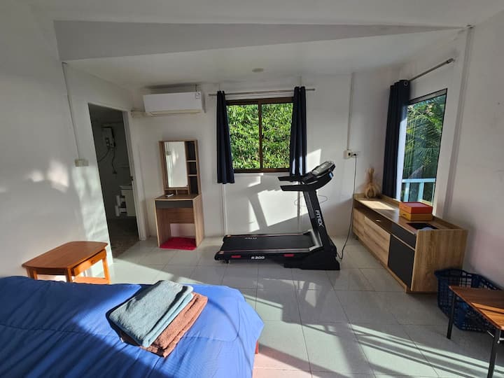 • Sea Whisper - Ko Pha Ngan