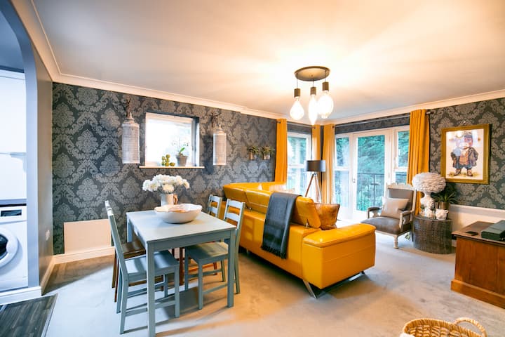 Perfect Booking | Central, Stylish And Comfortable - Maidstone