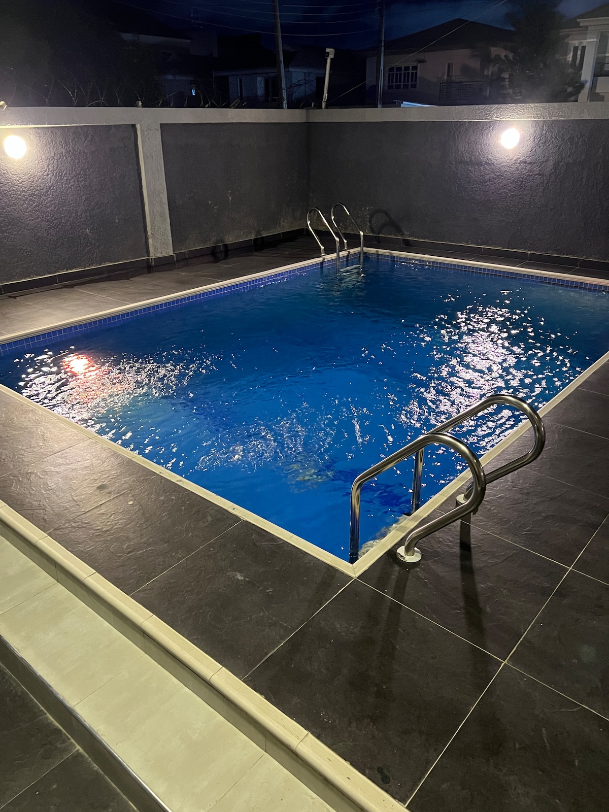 Trendy 1-Bedroom Flat Near All the Action - Apartments for Rent in ...