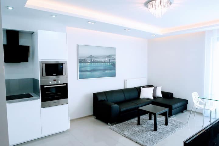 Warsaw Apartament Centrum Metro - Warszawa