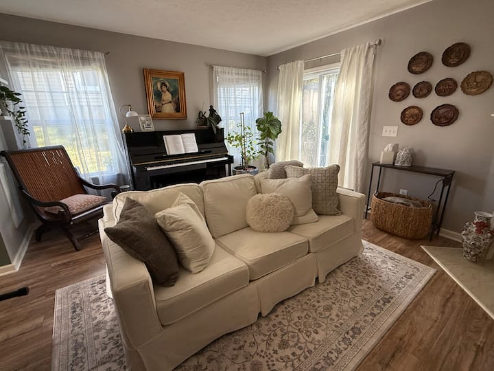 Welcome To The Shire! - Percy Priest Lake, TN