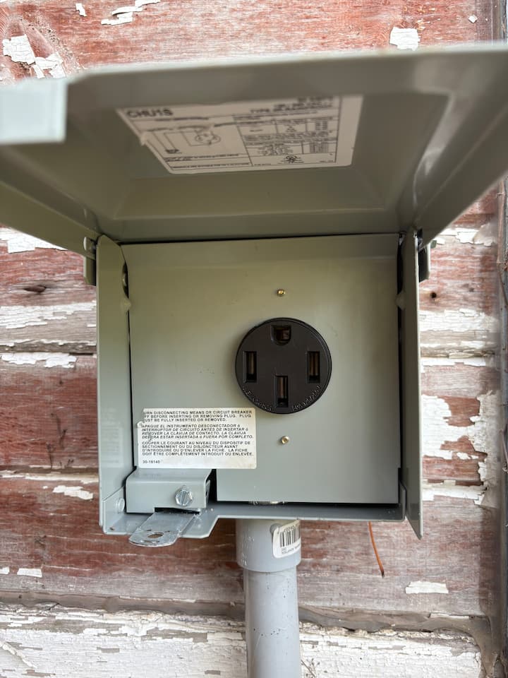 Perfect Stop:50a Rv Hookup By Lake Decatur & Shops - Mount Zion, IL