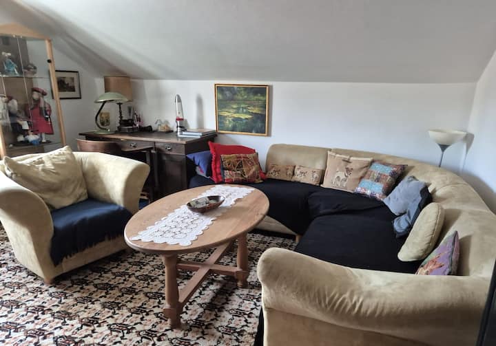 Gemütliche Wohnung Südl. Stadtrand Stadtbus - Landshut