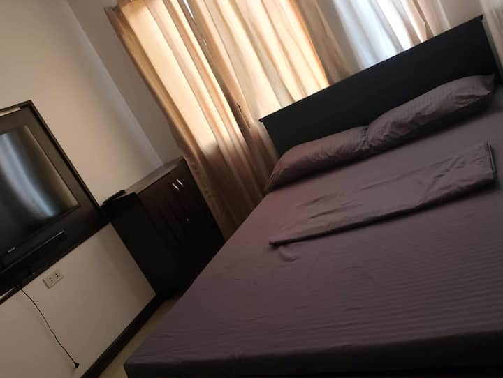 Maentforeachader Staycation I - Marikina