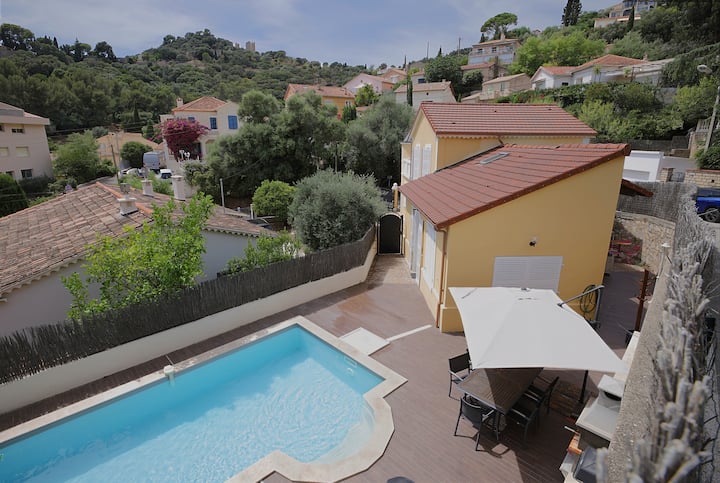 Logement Indépendant Avec Piscine, Bbq Et Parking - Carqueiranne