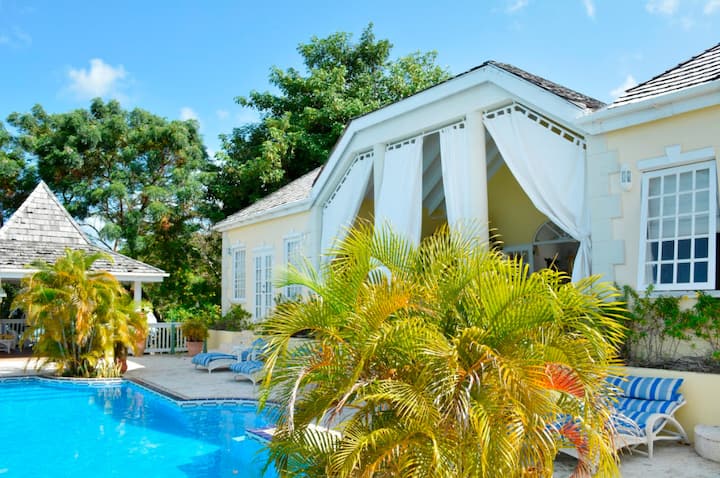 Comfortable Villa With Pool And Beach Access. - Grenada